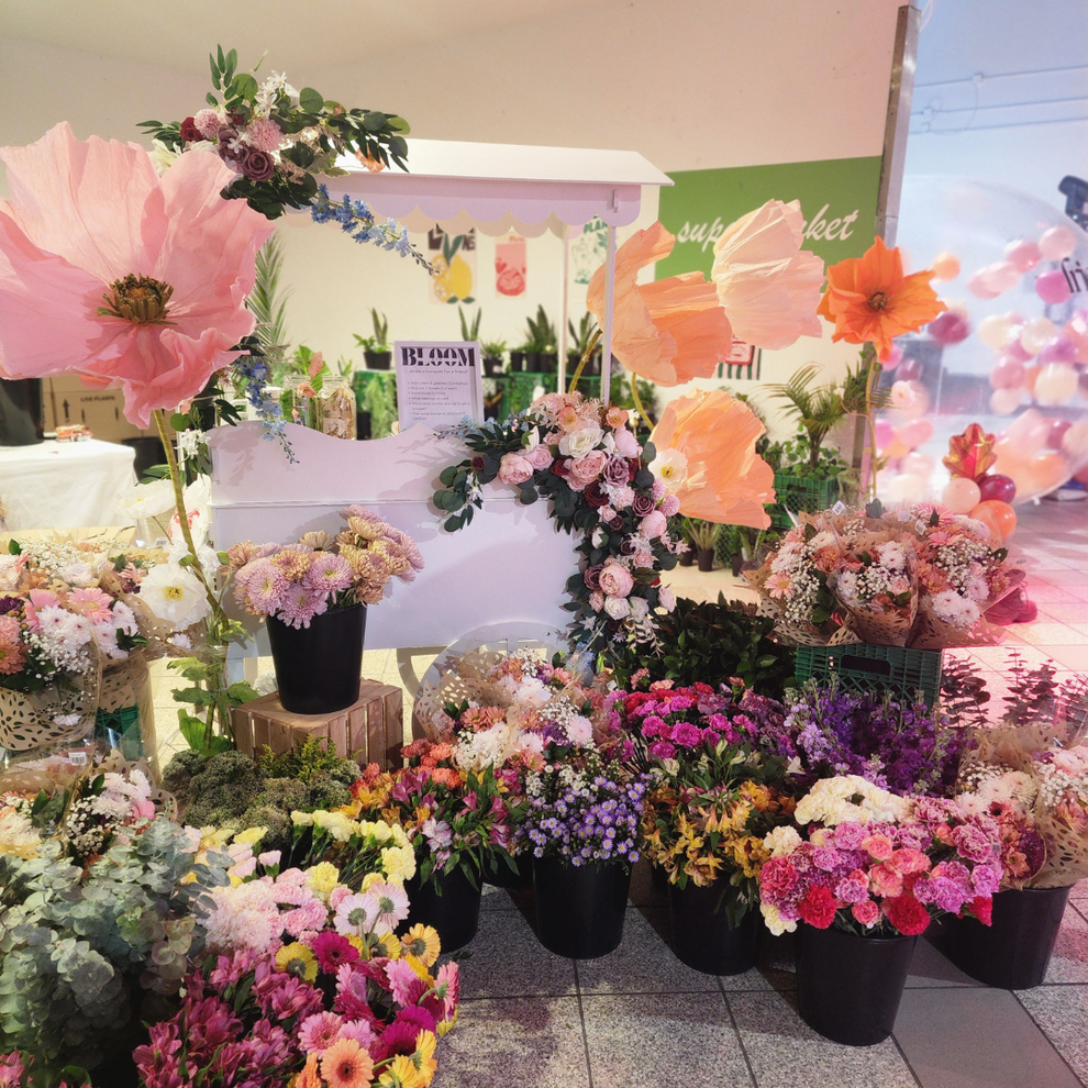 Bloom Bar - Flower Bar Toronto – Plantita & Co. Bloom Bar & Studio